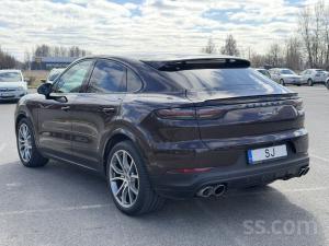 Brūns Porsche Cayenne 2020 Rīga, ar dzinēja tilpumu 3.00 L un nobraukumu 75 tūkst. km par 62900 €, foto 5 vietnē AUTOMOTO.COM.LV