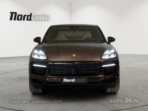 Brūns Porsche Cayenne 2020 Tallina, ar dzinēja tilpumu 3.00 L un nobraukumu 98 tūkst. km par 49900 €, foto 4 vietnē AUTOMOTO.COM.LV
