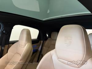 Brūns Porsche Cayenne 2020 Tallina, ar dzinēja tilpumu 3.00 L un nobraukumu 98 tūkst. km par 49900 €, foto 12 vietnē AUTOMOTO.COM.LV