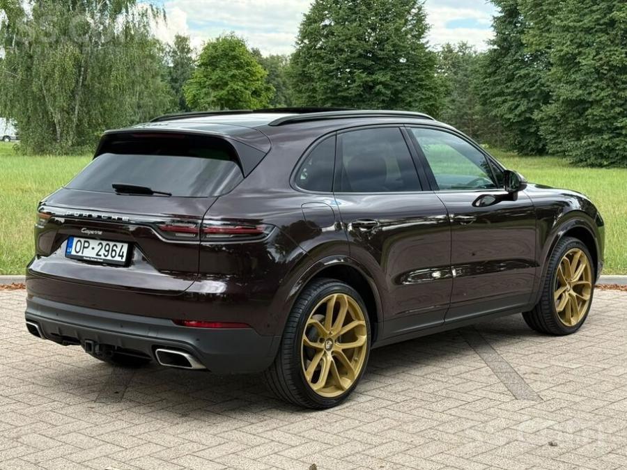 Brown Porsche Cayenne 2021 in Riga, with an engine capacity of 3.00 L and mileage of 97 thousand km for 35990 €, photo 5 on AUTOMOTO.COM.LV