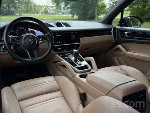Brown Porsche Cayenne 2021 in Riga, with an engine capacity of 3.00 L and mileage of 97 thousand km for 35990 €, photo 13 on AUTOMOTO.COM.LV