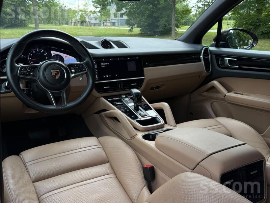 Brown Porsche Cayenne 2021 in Riga, with an engine capacity of 3.00 L and mileage of 97 thousand km for 35990 €, photo 13 on AUTOMOTO.COM.LV