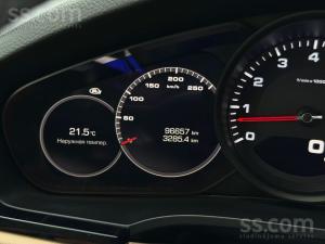 Brown Porsche Cayenne 2021 in Riga, with an engine capacity of 3.00 L and mileage of 97 thousand km for 35990 €, photo 19 on AUTOMOTO.COM.LV
