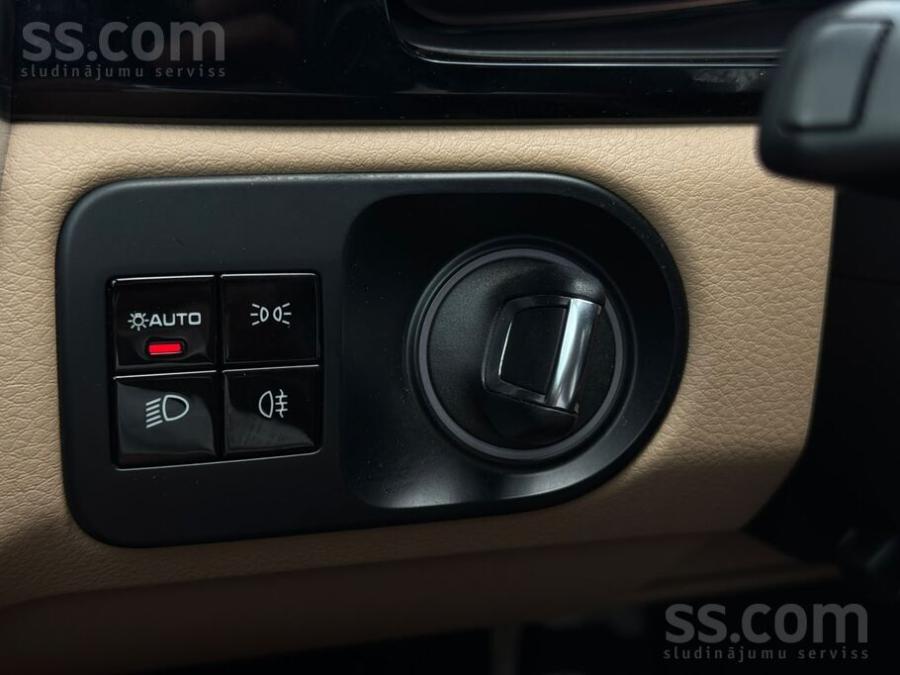 Brown Porsche Cayenne 2021 in Riga, with an engine capacity of 3.00 L and mileage of 97 thousand km for 35990 €, photo 31 on AUTOMOTO.COM.LV
