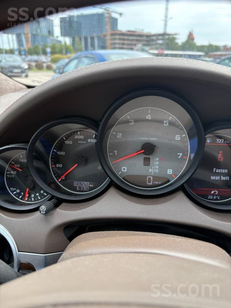 Brūns Porsche Cayenne 2013 Rīga, ar dzinēja tilpumu 4.80 L un nobraukumu 83 tūkst. km par 29500 €, foto 7 vietnē AUTOMOTO.COM.LV