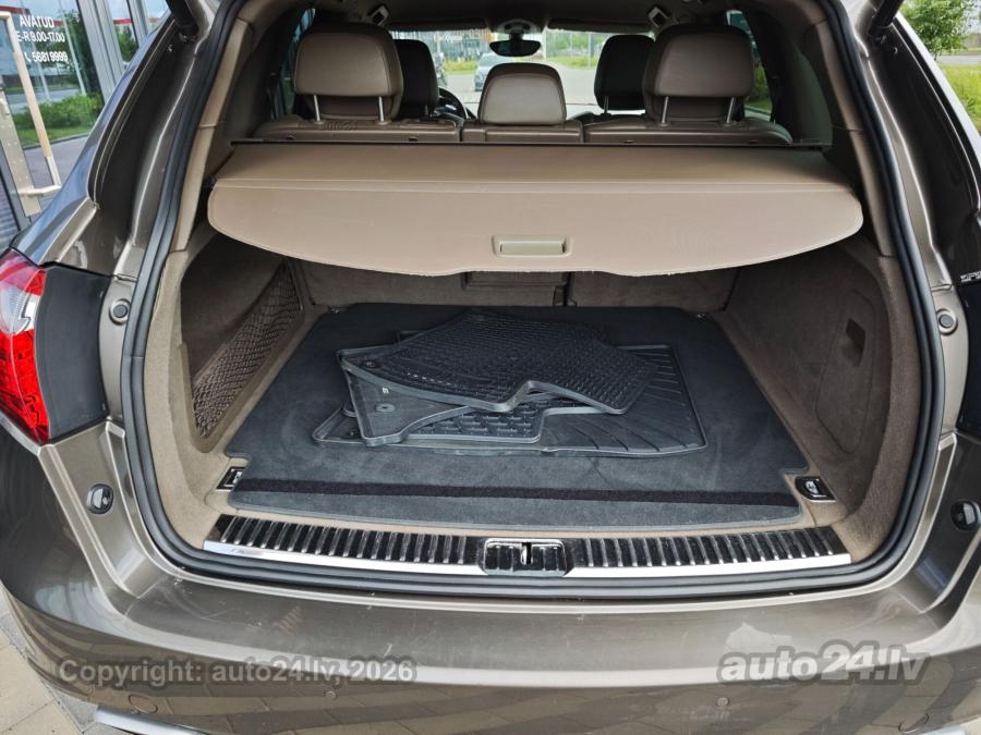 Brūns Porsche Cayenne 2013 Tallina, ar dzinēja tilpumu 3.00 L un nobraukumu 290 tūkst. km par 13500 €, foto 17 vietnē AUTOMOTO.COM.LV