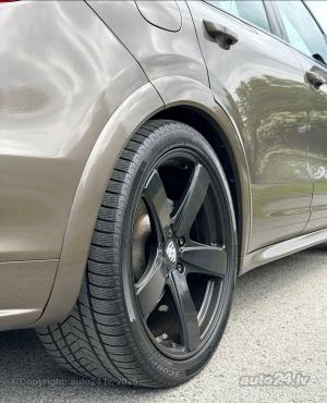 Brūns Porsche Cayenne 2013 Tallina, ar dzinēja tilpumu 4.10 L un nobraukumu 254 tūkst. km par 27500 €, foto 5 vietnē AUTOMOTO.COM.LV