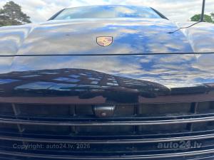 Porsche Cayenne 2020 in Tallinn, with an engine capacity of 3.00 L and mileage of 147 thousand km for 49900 €, photo 9 on AUTOMOTO.COM.LV