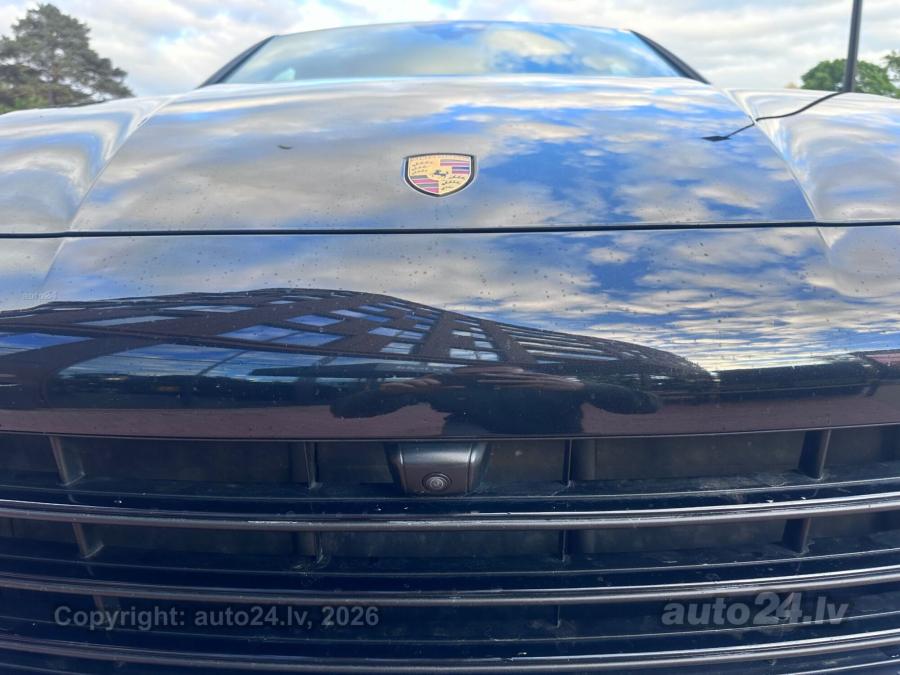 Porsche Cayenne 2020 in Tallinn, with an engine capacity of 3.00 L and mileage of 147 thousand km for 49900 €, photo 9 on AUTOMOTO.COM.LV