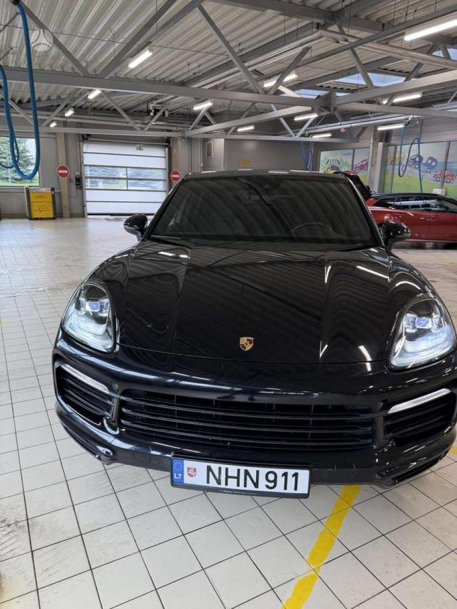 Melns Porsche Cayenne Coupe 2020 Viļņa, ar dzinēja tilpumu 3.00 L un nobraukumu 171 tūkst. km par 49500 €, foto 6 vietnē AUTOMOTO.COM.LV