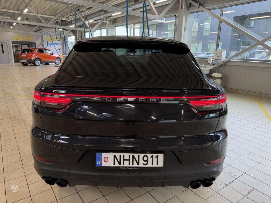 Melns Porsche Cayenne Coupe 2020 Viļņa, ar dzinēja tilpumu 3.00 L un nobraukumu 171 tūkst. km par 49500 €, foto 8 vietnē AUTOMOTO.COM.LV