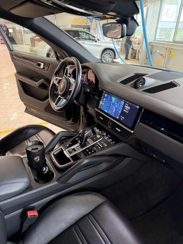 Черный Порше Cayenne Coupe 2020 в Вильнюс, объемом двигателя 3.00 л и пробегом 171 тыс. км за 49500 €, фото 9 на AUTOMOTO.COM.LV