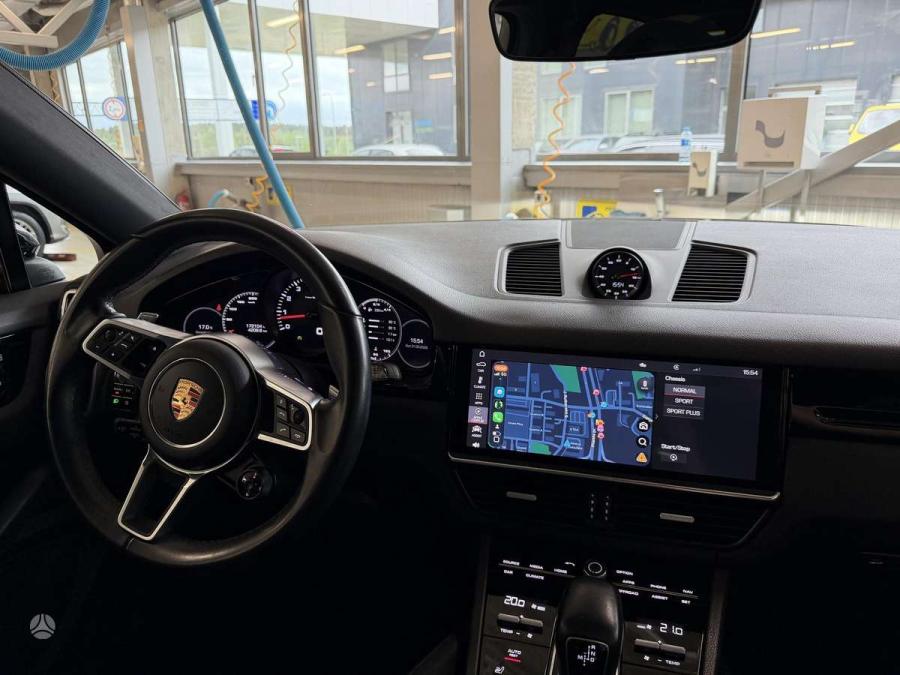 Melns Porsche Cayenne Coupe 2020 Viļņa, ar dzinēja tilpumu 3.00 L un nobraukumu 171 tūkst. km par 49500 €, foto 14 vietnē AUTOMOTO.COM.LV