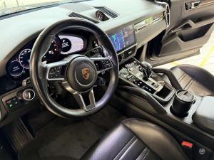 Melns Porsche Cayenne Coupe 2020 Viļņa, ar dzinēja tilpumu 3.00 L un nobraukumu 171 tūkst. km par 49500 €, foto 19 vietnē AUTOMOTO.COM.LV