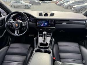 Черный Порше Cayenne Coupe 2020 в Таллин, объемом двигателя 4.00 л и пробегом 135 тыс. км за 72990 €, фото 8 на AUTOMOTO.COM.LV