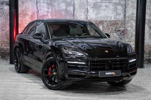 Melns Porsche Cayenne Coupe 2024 Kauņa, ar dzinēja tilpumu 3.00 L un nobraukumu 40 tūkst. km par 99999 €, foto 3 vietnē AUTOMOTO.COM.LV