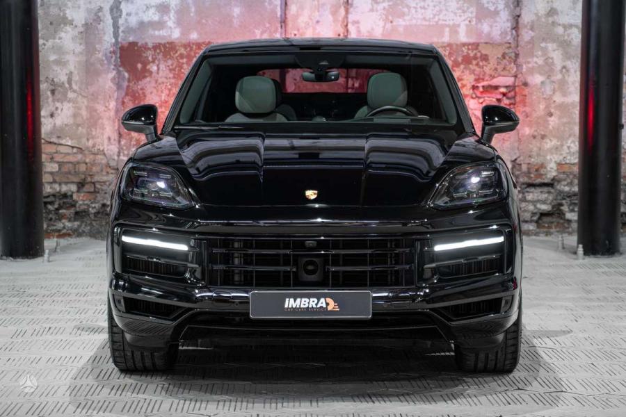 Melns Porsche Cayenne Coupe 2024 Kauņa, ar dzinēja tilpumu 3.00 L un nobraukumu 40 tūkst. km par 99999 €, foto 4 vietnē AUTOMOTO.COM.LV