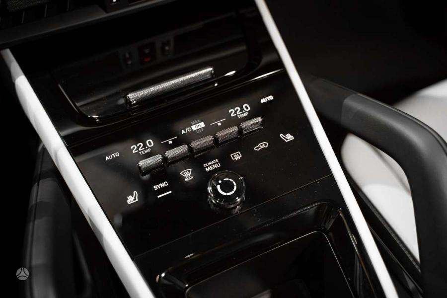 Melns Porsche Cayenne Coupe 2024 Kauņa, ar dzinēja tilpumu 3.00 L un nobraukumu 40 tūkst. km par 99999 €, foto 14 vietnē AUTOMOTO.COM.LV