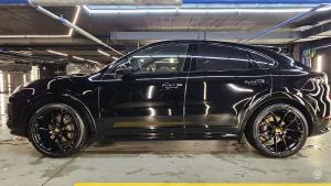 Melns Porsche Cayenne Coupe 2019 Klaipėda, ar dzinēja tilpumu 3.00 L un nobraukumu 132 tūkst. km par 67950 €, foto 7 vietnē AUTOMOTO.COM.LV