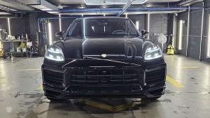 Melns Porsche Cayenne Coupe 2019 Klaipėda, ar dzinēja tilpumu 3.00 L un nobraukumu 132 tūkst. km par 67950 €, foto 3 vietnē AUTOMOTO.COM.LV