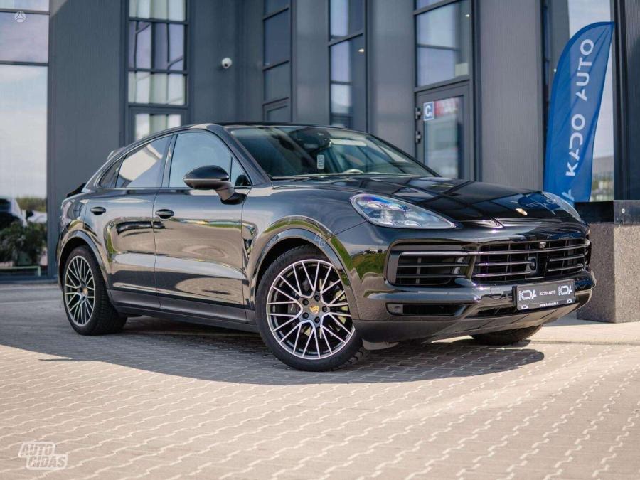Black Porsche Cayenne Coupe 2019 in Marijampole, with an engine capacity of 3.00 L and mileage of 160 thousand km for 50950 €, photo 1 on AUTOMOTO.COM.LV