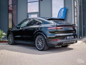 Black Porsche Cayenne Coupe 2019 in Marijampole, with an engine capacity of 3.00 L and mileage of 160 thousand km for 50950 €, photo 9 on AUTOMOTO.COM.LV