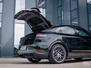Black Porsche Cayenne Coupe 2019 in Marijampole, with an engine capacity of 3.00 L and mileage of 160 thousand km for 50950 €, photo 14 on AUTOMOTO.COM.LV