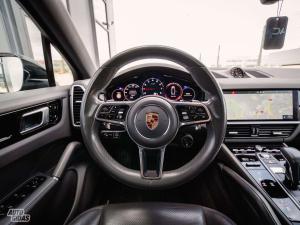 Black Porsche Cayenne Coupe 2019 in Marijampole, with an engine capacity of 3.00 L and mileage of 160 thousand km for 50950 €, photo 17 on AUTOMOTO.COM.LV