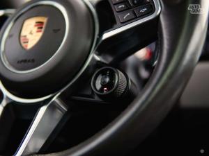 Black Porsche Cayenne Coupe 2019 in Marijampole, with an engine capacity of 3.00 L and mileage of 160 thousand km for 50950 €, photo 30 on AUTOMOTO.COM.LV