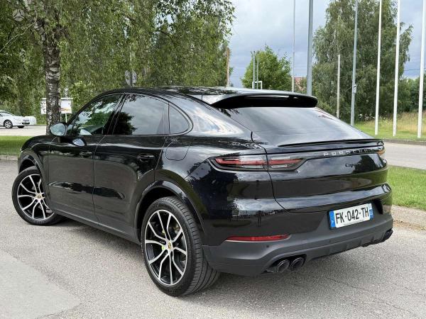 Черный Порше Cayenne Coupe 2019 в Таураге, объемом двигателя 3.00 л и пробегом 183 тыс. км за 46500 €, фото 7 на AUTOMOTO.COM.LV