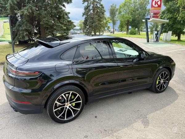 Черный Порше Cayenne Coupe 2019 в Таураге, объемом двигателя 3.00 л и пробегом 183 тыс. км за 46500 €, фото 9 на AUTOMOTO.COM.LV