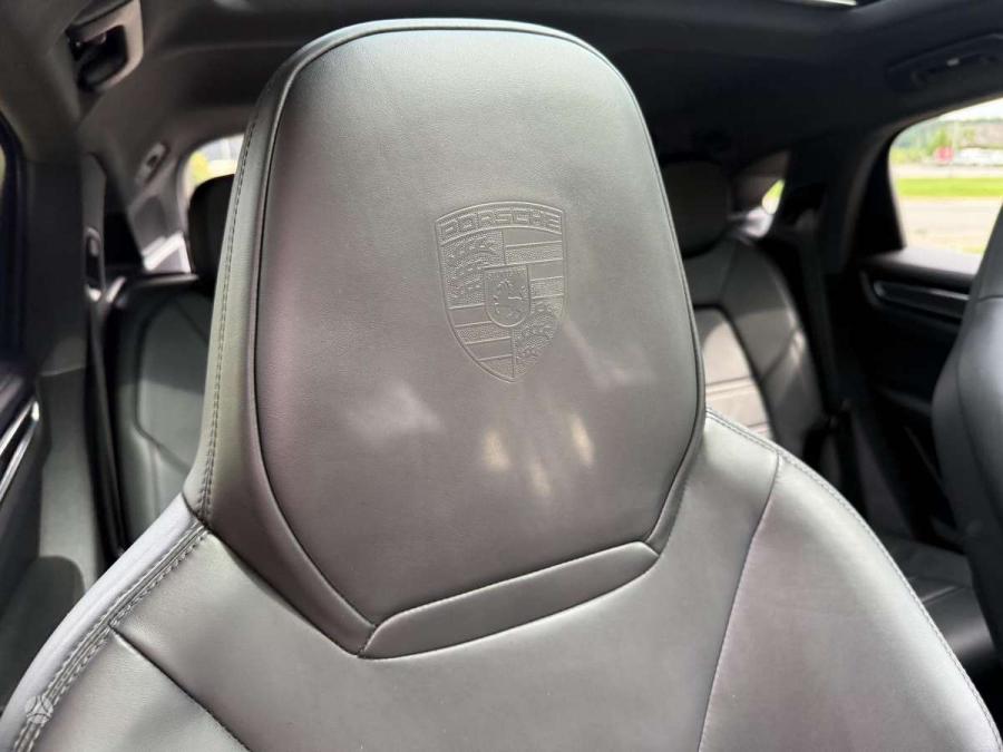Черный Порше Cayenne Coupe 2019 в Таураге, объемом двигателя 3.00 л и пробегом 183 тыс. км за 46500 €, фото 16 на AUTOMOTO.COM.LV
