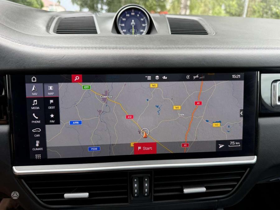 Черный Порше Cayenne Coupe 2019 в Таураге, объемом двигателя 3.00 л и пробегом 183 тыс. км за 46500 €, фото 18 на AUTOMOTO.COM.LV