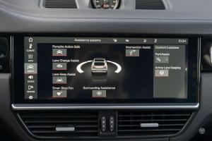 Черный Порше Cayenne Coupe 2019 в Вильнюс, объемом двигателя 4.00 л и пробегом 133 тыс. км за 69850 €, фото 24 на AUTOMOTO.COM.LV