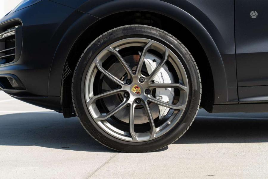 Черный Порше Cayenne Coupe 2019 в Вильнюс, объемом двигателя 4.00 л и пробегом 133 тыс. км за 69850 €, фото 36 на AUTOMOTO.COM.LV