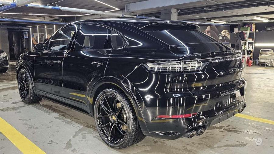 Черный Порше Cayenne Coupe 2019 в Клайпеда, объемом двигателя 3.00 л и пробегом 153 тыс. км за 54500 €, фото 8 на AUTOMOTO.COM.LV