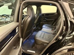 Melns Porsche Cayenne Coupe 2019 Panevēža, ar dzinēja tilpumu 3.00 L un nobraukumu 199 tūkst. km par 46900 €, foto 17 vietnē AUTOMOTO.COM.LV