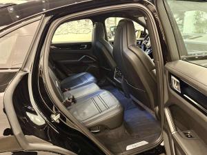 Melns Porsche Cayenne Coupe 2019 Panevēža, ar dzinēja tilpumu 3.00 L un nobraukumu 199 tūkst. km par 46900 €, foto 18 vietnē AUTOMOTO.COM.LV