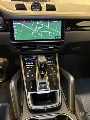 Melns Porsche Cayenne Coupe 2019 Panevēža, ar dzinēja tilpumu 3.00 L un nobraukumu 199 tūkst. km par 46900 €, foto 26 vietnē AUTOMOTO.COM.LV