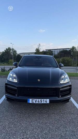 Black Porsche Cayenne Coupe 2020 in Vilnius, with an engine capacity of 3.00 L and mileage of 98 thousand km for 65000 €, photo 6 on AUTOMOTO.COM.LV