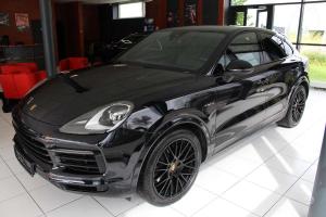 Black Porsche Cayenne Coupe 2020 in Klaipeda, with an engine capacity of 3.00 L and mileage of 113 thousand km for 49700 €, photo 3 on AUTOMOTO.COM.LV