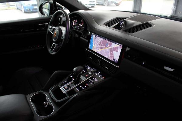 Melns Porsche Cayenne Coupe 2020 Klaipėda, ar dzinēja tilpumu 3.00 L un nobraukumu 113 tūkst. km par 49700 €, foto 10 vietnē AUTOMOTO.COM.LV