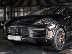 Melns Porsche Cayenne Coupe 2021 Klaipėda, ar dzinēja tilpumu 4.00 L un nobraukumu 97 tūkst. km par 82911 €, foto 10 vietnē AUTOMOTO.COM.LV