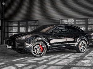 Melns Porsche Cayenne Coupe 2021 Klaipėda, ar dzinēja tilpumu 4.00 L un nobraukumu 97 tūkst. km par 82911 €, foto 14 vietnē AUTOMOTO.COM.LV