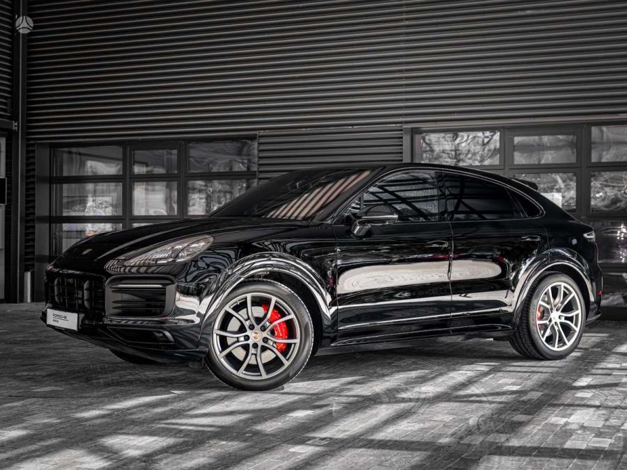 Melns Porsche Cayenne Coupe 2021 Klaipėda, ar dzinēja tilpumu 4.00 L un nobraukumu 97 tūkst. km par 82911 €, foto 14 vietnē AUTOMOTO.COM.LV