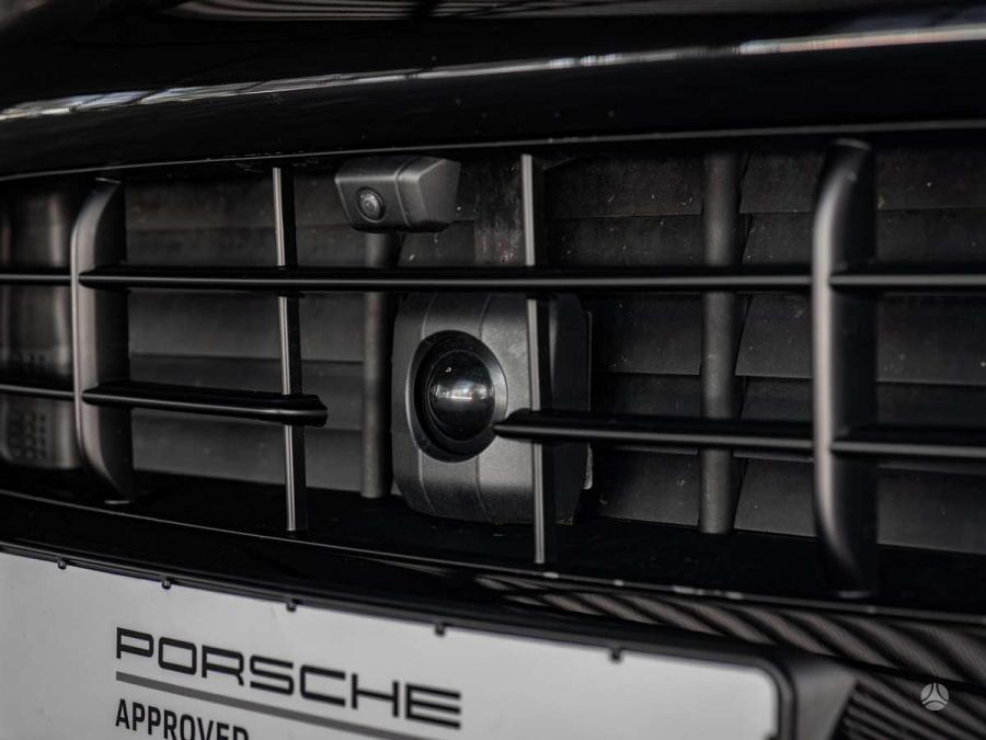Melns Porsche Cayenne Coupe 2021 Klaipėda, ar dzinēja tilpumu 4.00 L un nobraukumu 97 tūkst. km par 82911 €, foto 15 vietnē AUTOMOTO.COM.LV