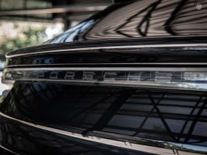 Melns Porsche Cayenne Coupe 2021 Klaipėda, ar dzinēja tilpumu 4.00 L un nobraukumu 97 tūkst. km par 82911 €, foto 27 vietnē AUTOMOTO.COM.LV