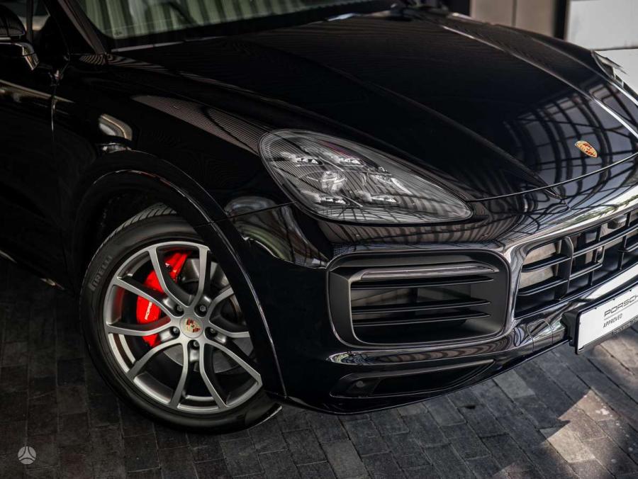 Melns Porsche Cayenne Coupe 2021 Klaipėda, ar dzinēja tilpumu 4.00 L un nobraukumu 97 tūkst. km par 82911 €, foto 35 vietnē AUTOMOTO.COM.LV