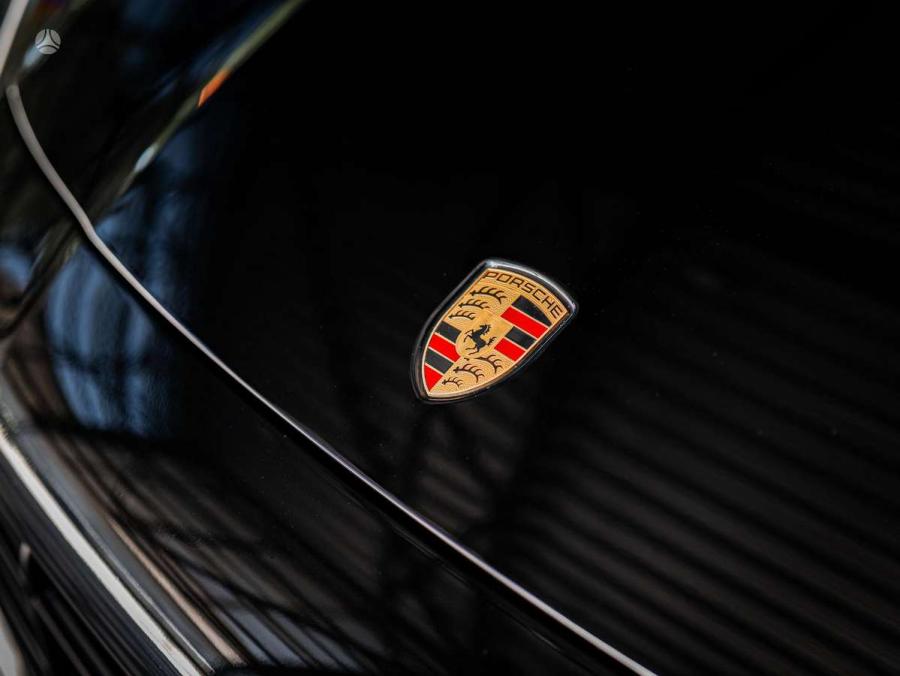 Melns Porsche Cayenne Coupe 2021 Klaipėda, ar dzinēja tilpumu 4.00 L un nobraukumu 97 tūkst. km par 82911 €, foto 38 vietnē AUTOMOTO.COM.LV