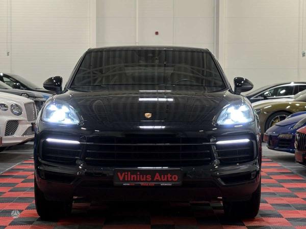Черный Порше Cayenne Coupe 2021 в Вильнюс, объемом двигателя 3.00 л и пробегом 104 тыс. км за 53800 €, фото 2 на AUTOMOTO.COM.LV